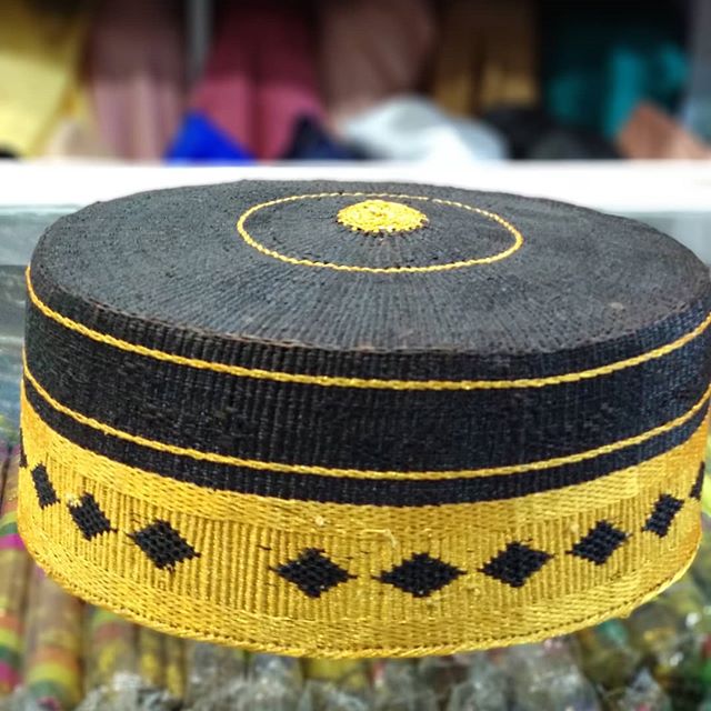 De songkok (en de blangkon) | Oost Java Info